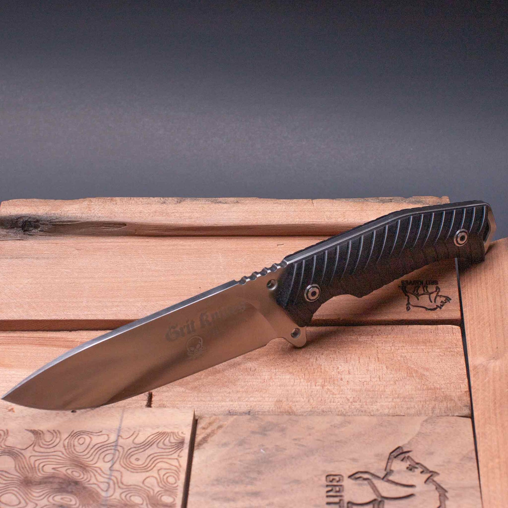 The_Holt – Grit Knives