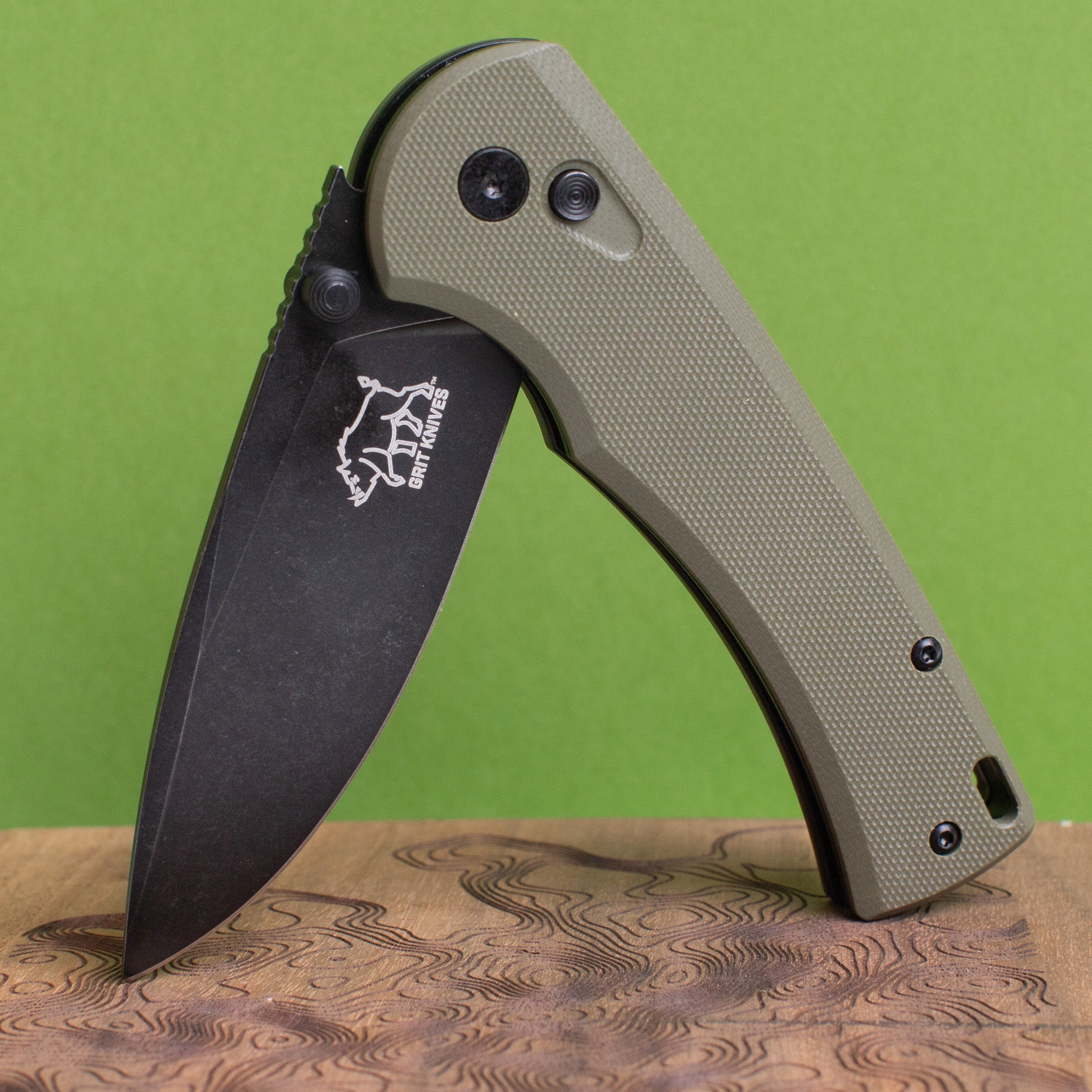 The_Hombi – Grit Knives