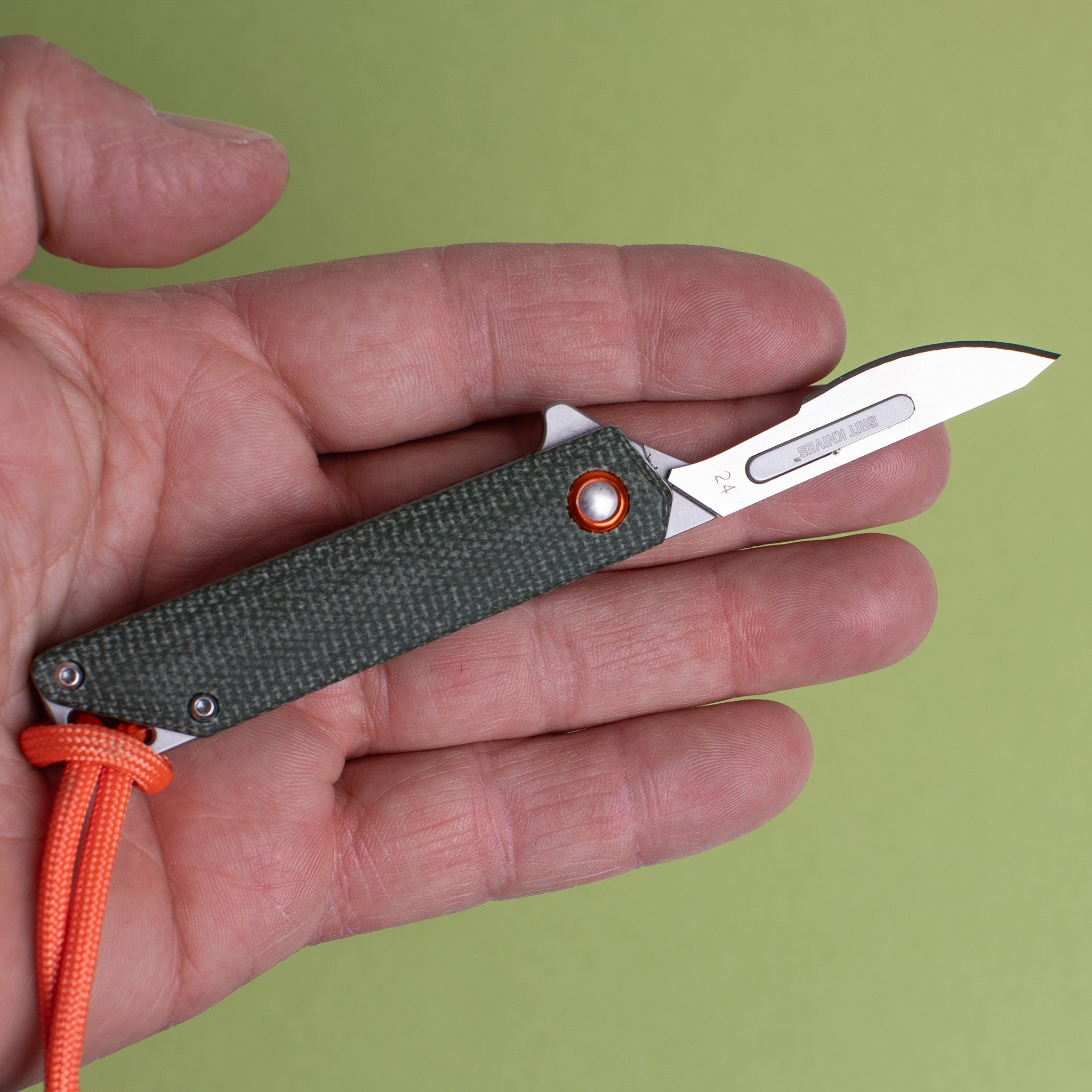 The_Hunter's Scalpel – Grit Knives